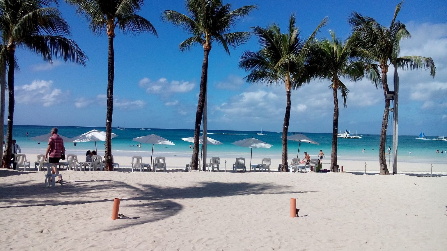 Boracay Island ready to welcome back visitors – Philippine Canadian ...