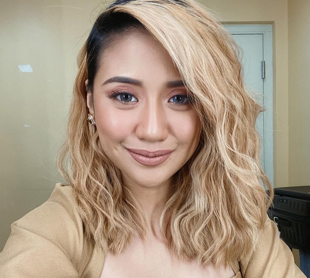 Morissette celebrates 25th birthday with video of her singing 'I'm Here ...